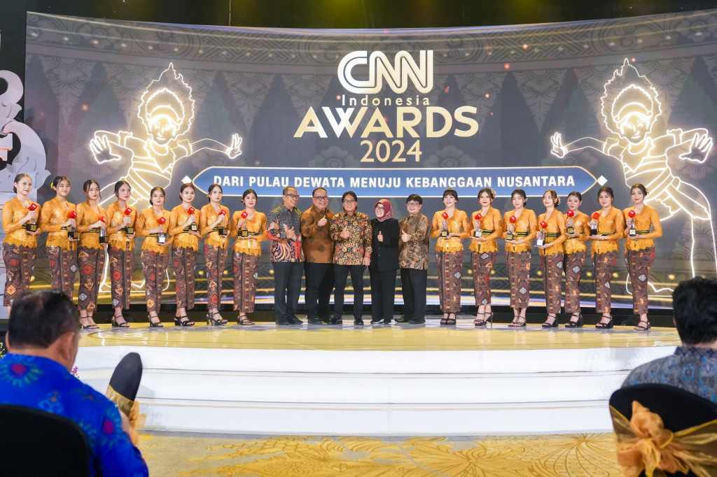 Bupati Giri Prasta Raih Penghargaan Special Reward | Setda Badung